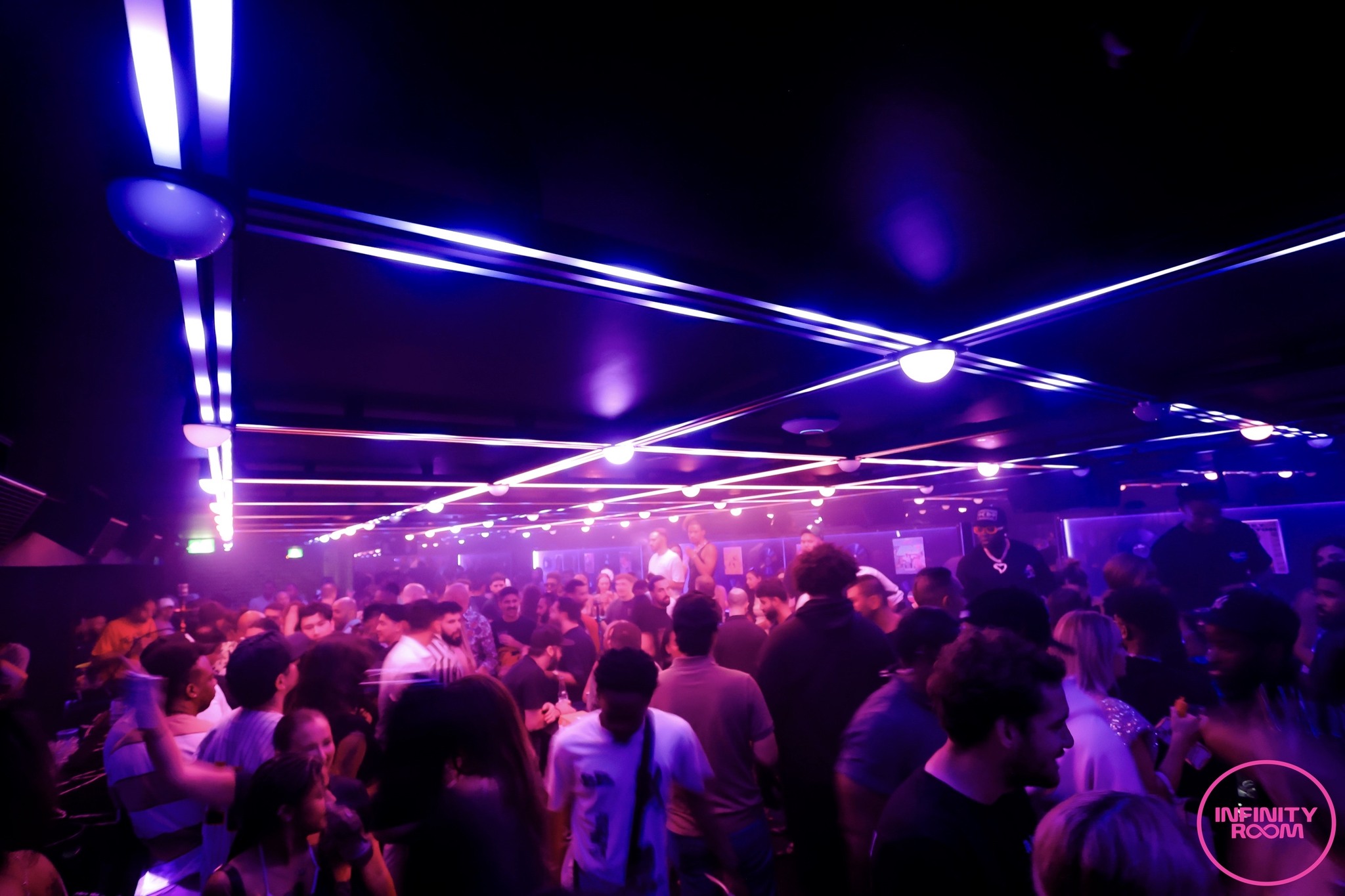 Toronto Clubs | INFINITY ROOM Toronto THURSDAYS | Guestlist and Bottle ...