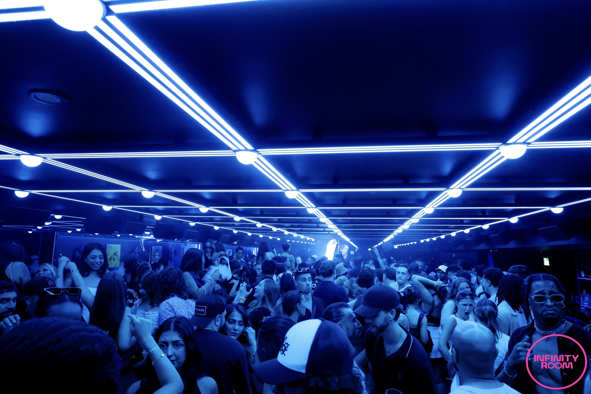 Toronto Clubs | INDUSTRY WEDNESDAYS Party at INFINITY ROOM Toronto ...